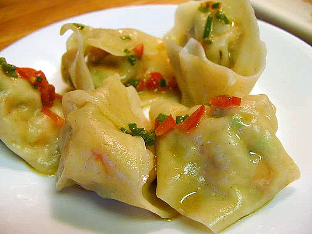 What does wonton mean in English?