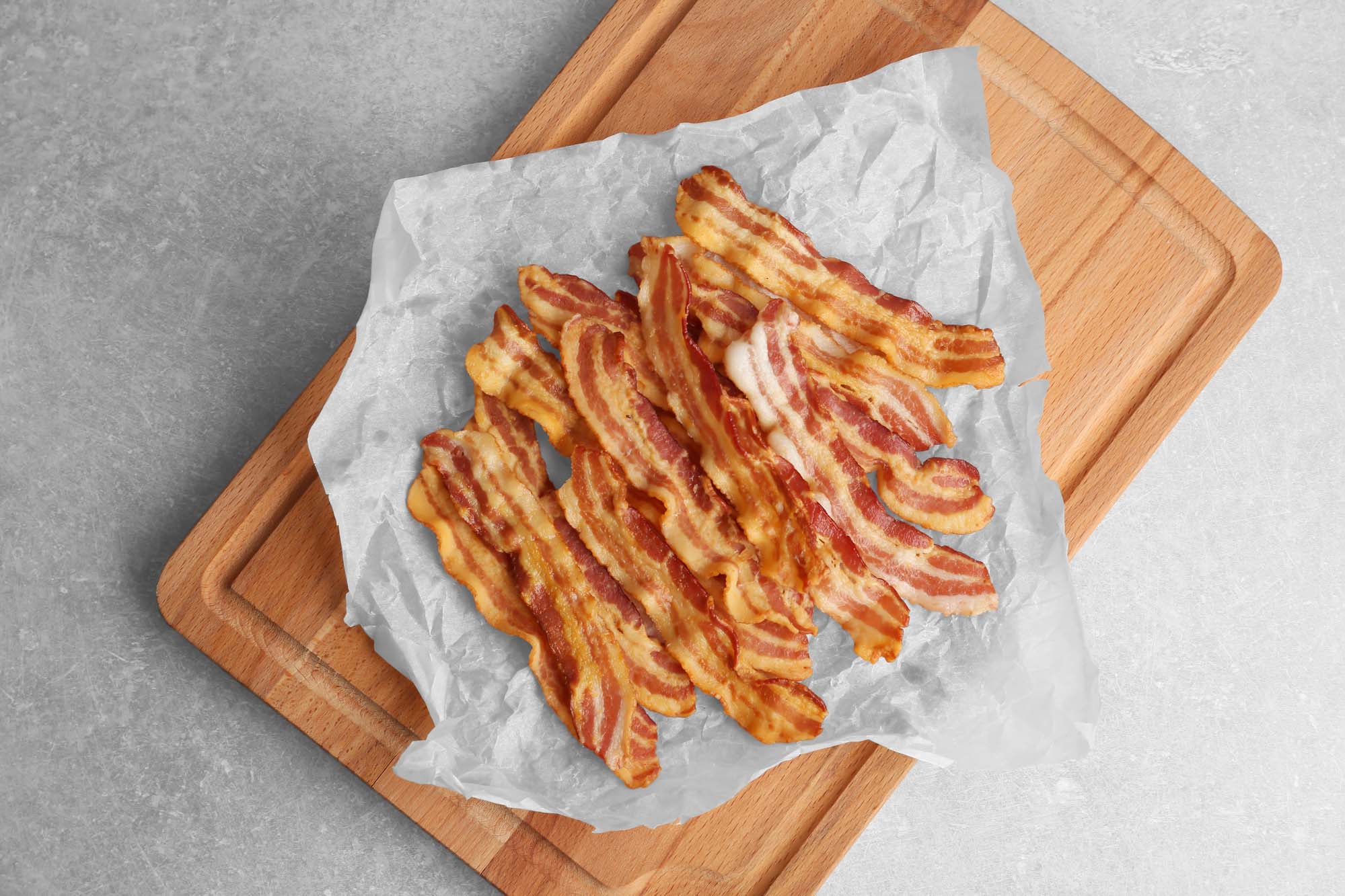 What doesn't pair well with bacon?