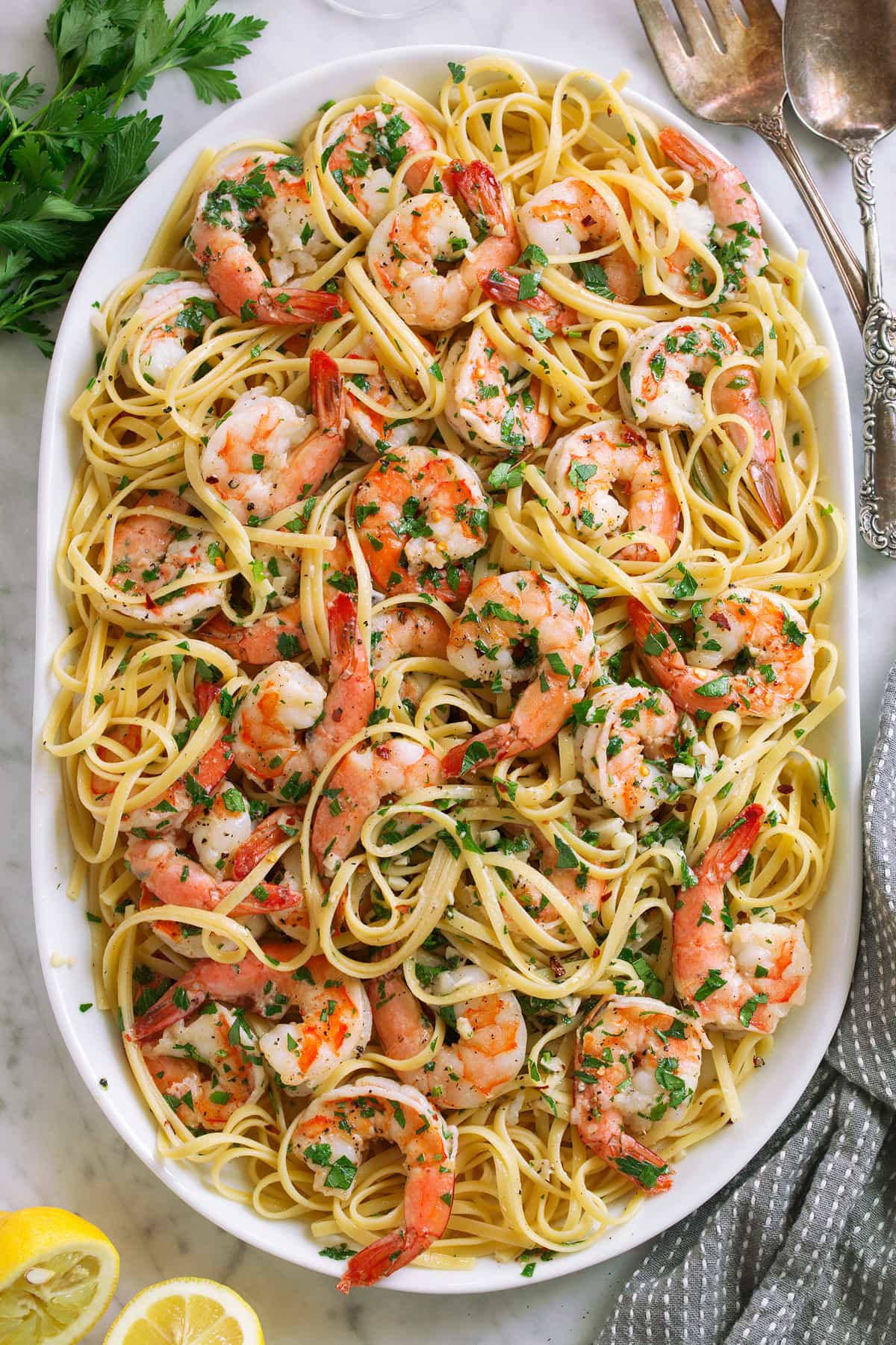 What goes good with shrimp scampi?