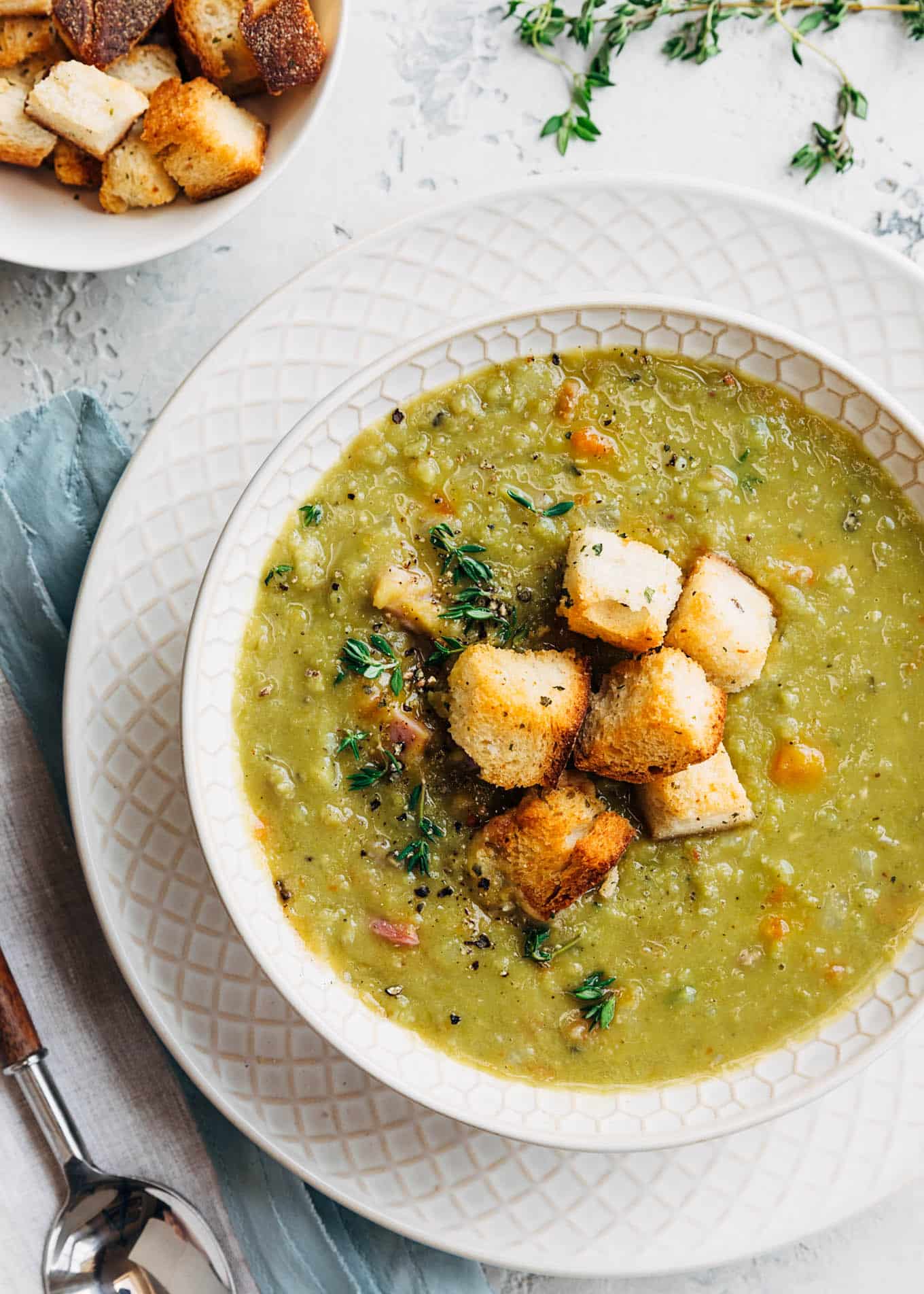 What goes well in pea soup?