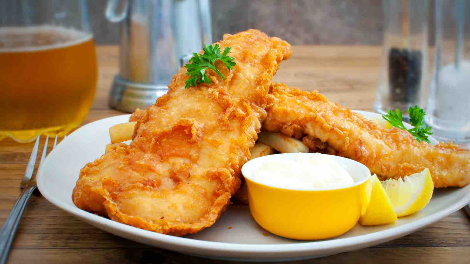 What goes with battered fish other than chips?