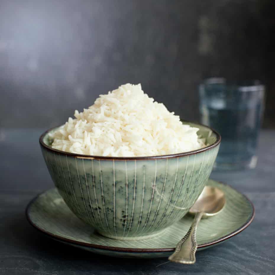 What happens if you eat reheated rice?