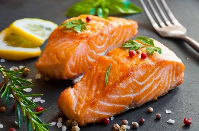 What happens if you eat salmon left out overnight?