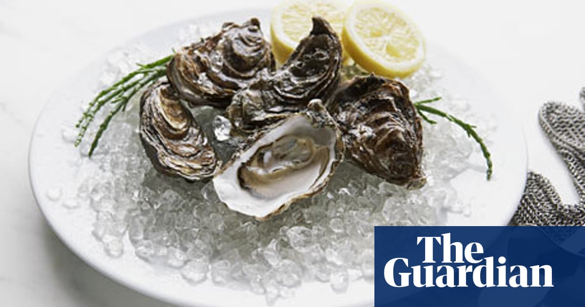 What happens if you get food poisoning from oysters?