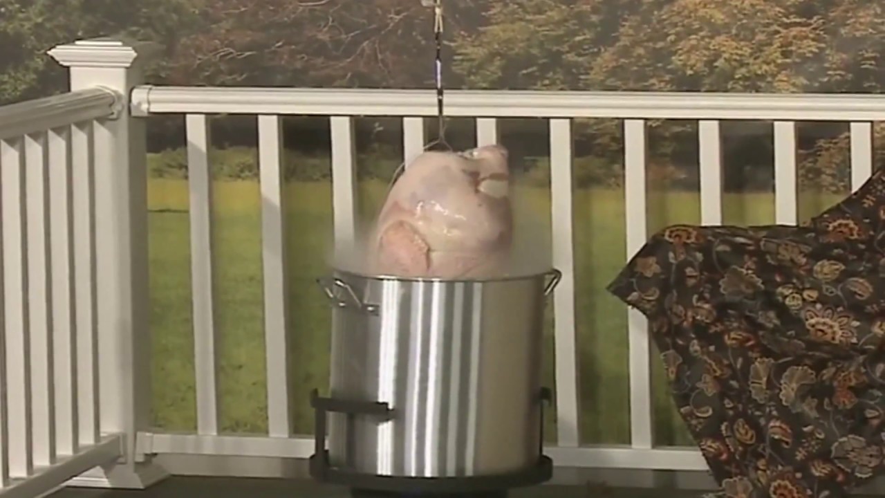 What happens if you put a frozen turkey in a deep fryer?