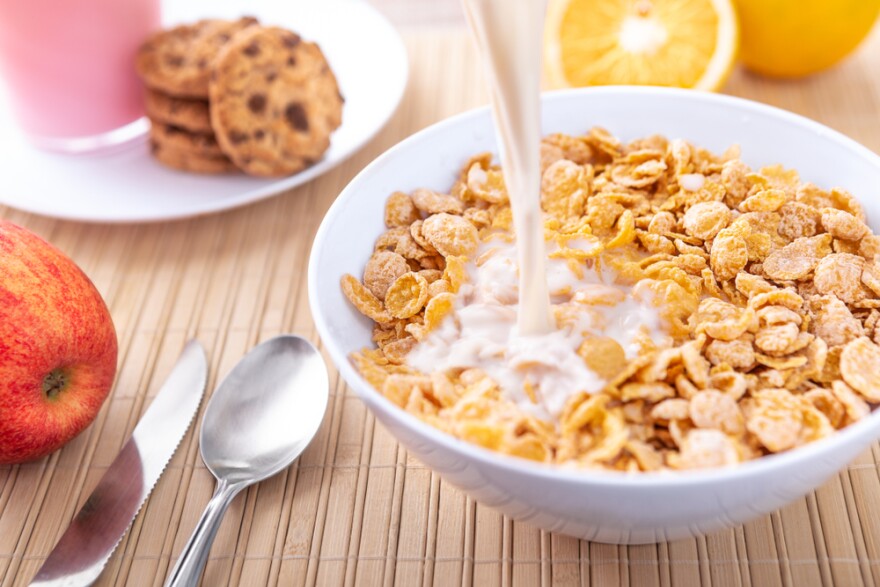 What happens to cereal in milk?