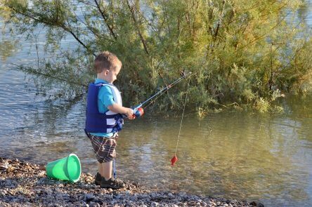 What is a good age for kids to start fishing?