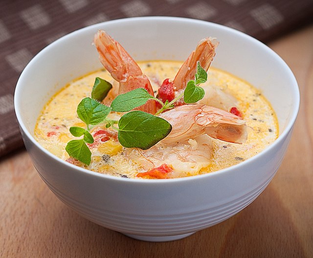 What is a rich cream soup often made with shellfish called?