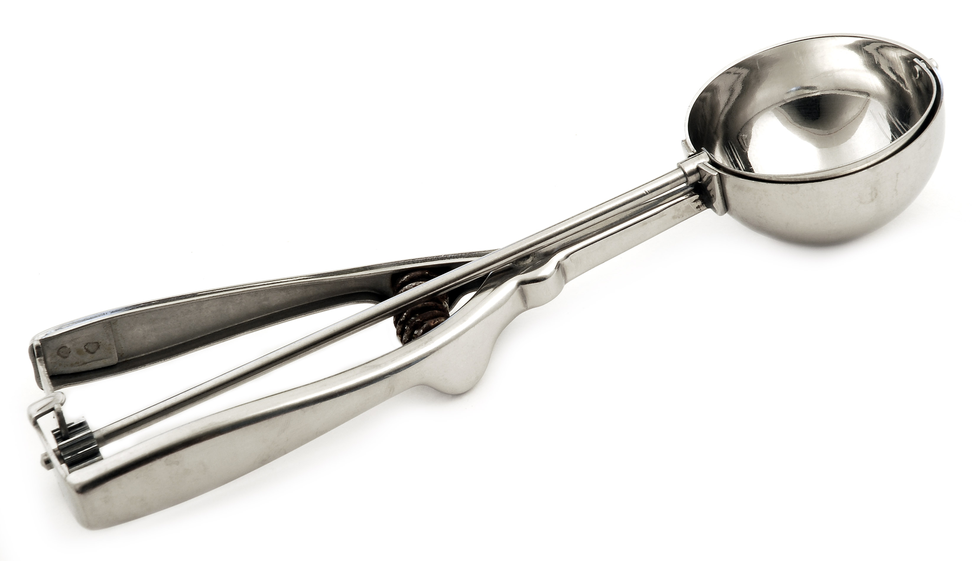 What is a scooping spoon called?