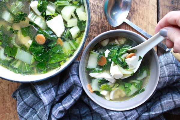 What is clear soup with chicken and tofu?