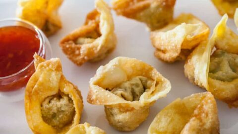 What is in a Chinese wonton?