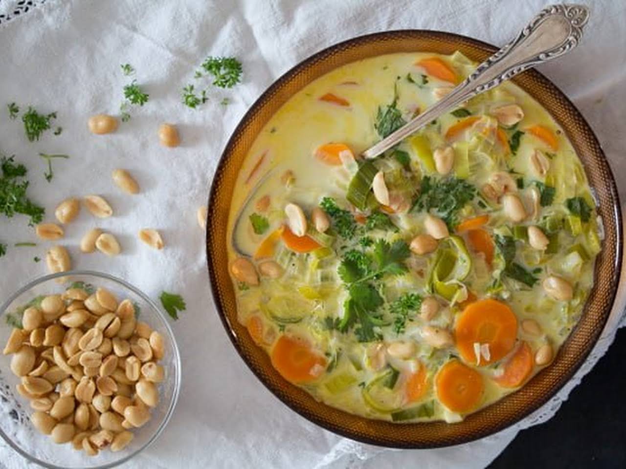 What is in our vegetable soup with coconut milk?