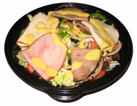 What is in the club salad at Subway?