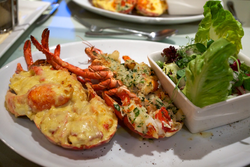 What is meant by lobster thermidor?
