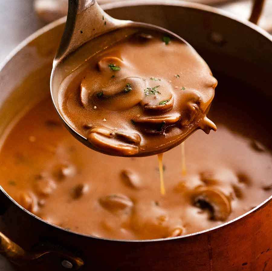 What is mushroom gravy made of?