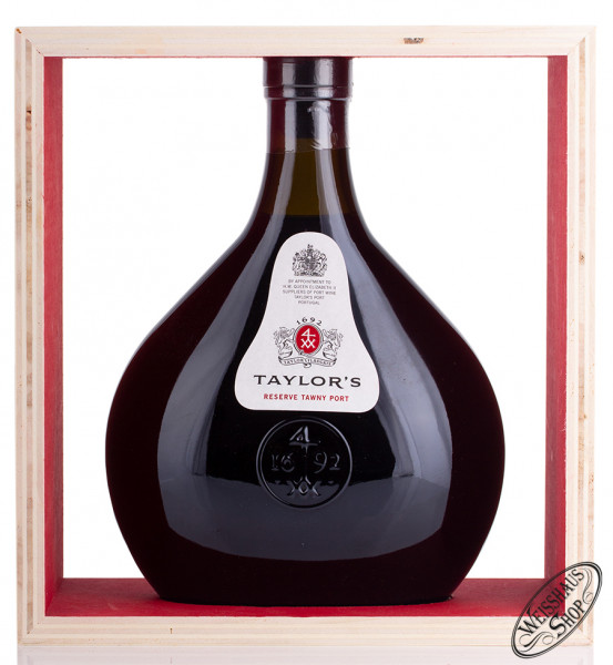 What is Reserve tawny port wine?