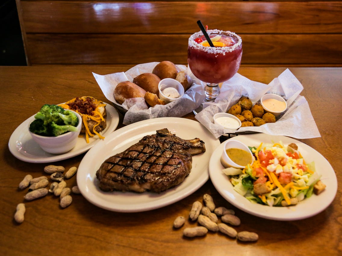 What is Texas Roadhouse best known for?