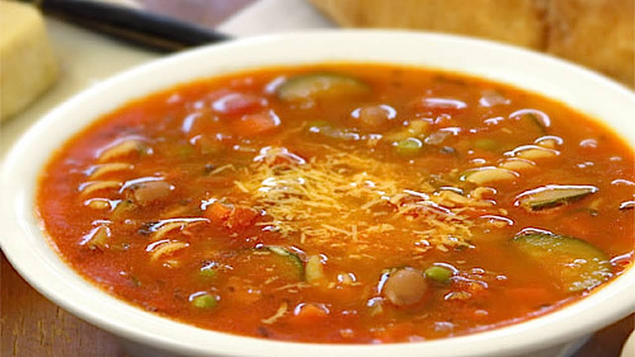What is the accompaniment to minestrone soup?