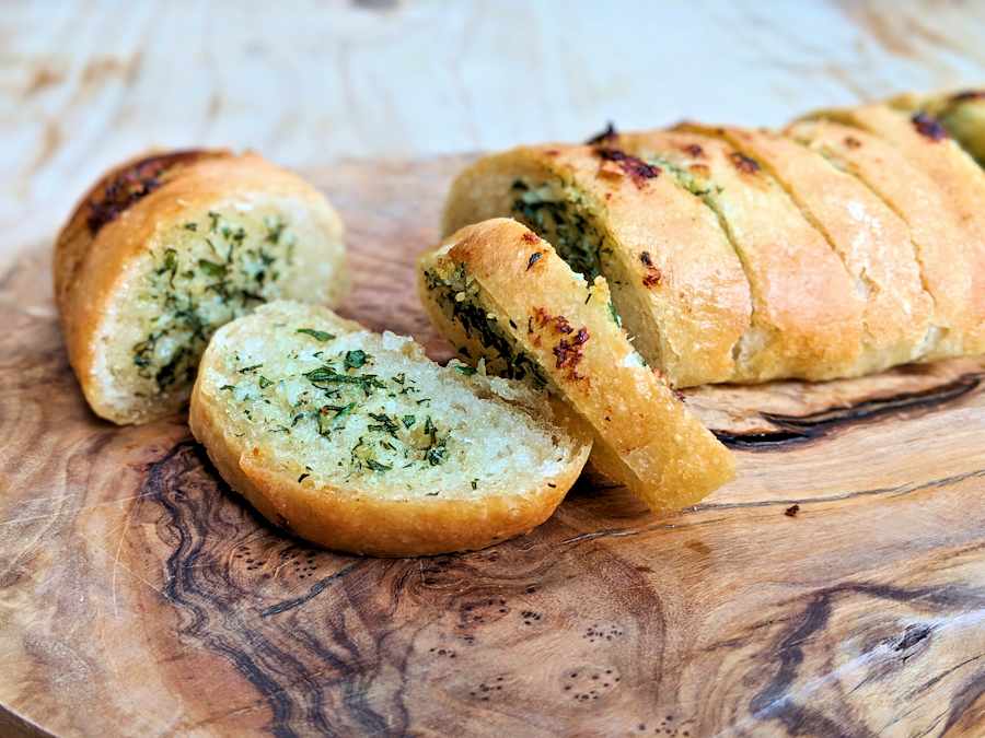 What is the Best Baguette to cook with garlic?