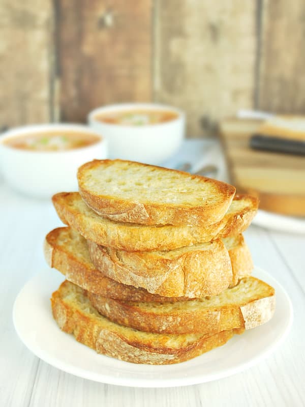 What is the best bread to eat with soup?