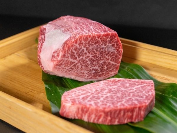 What is the best cut of beef for a large group?