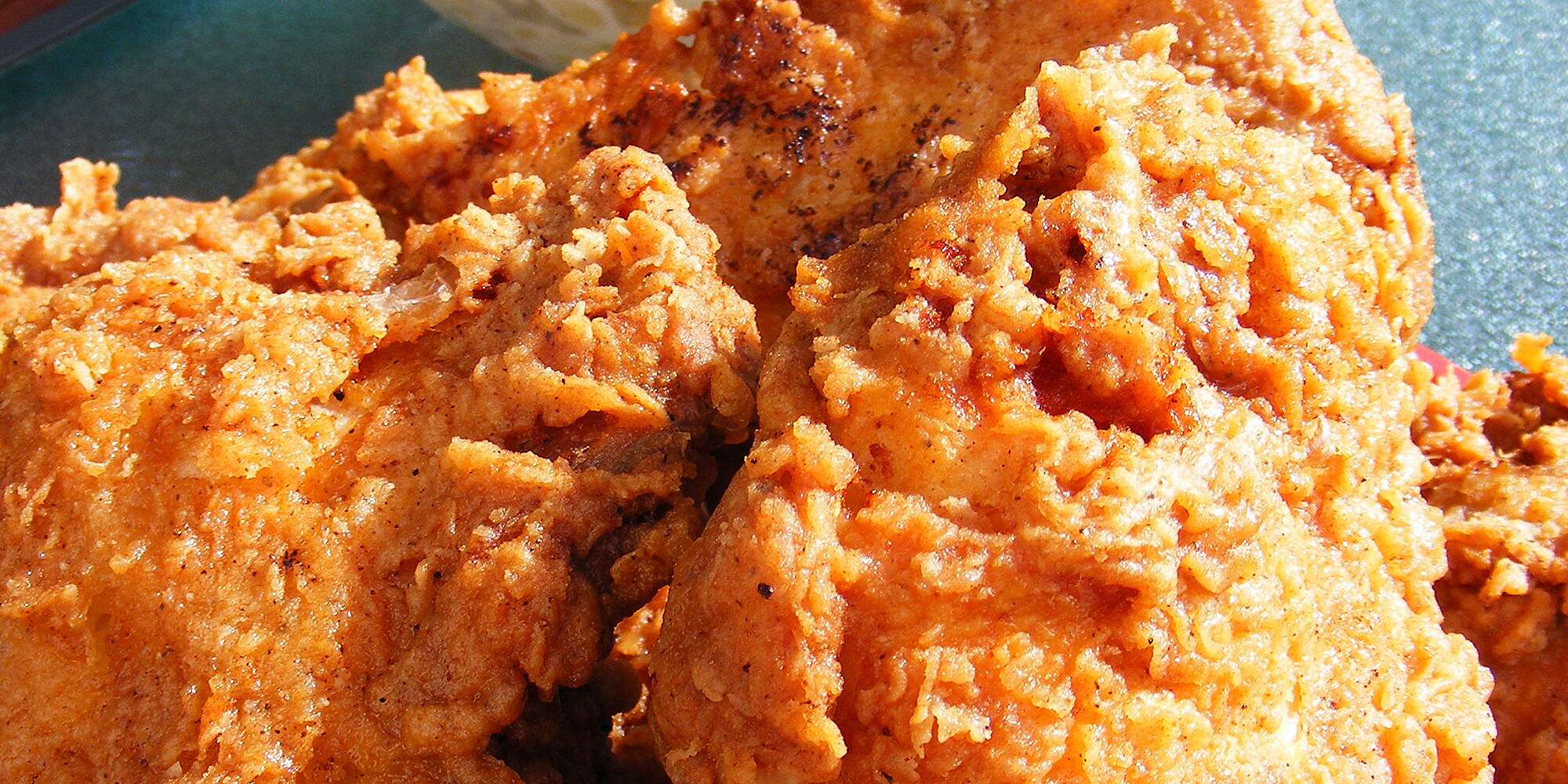 What is the best flour for crispy fried chicken?