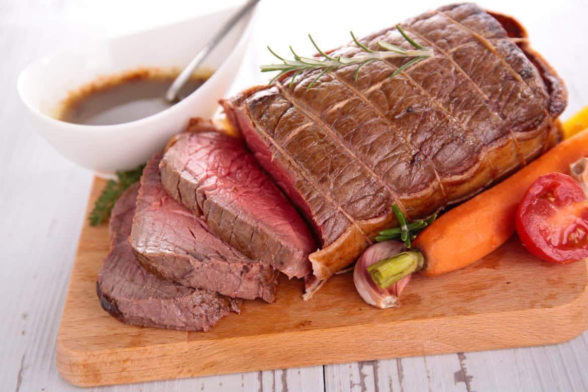 What is the best way to freeze cooked roast beef?