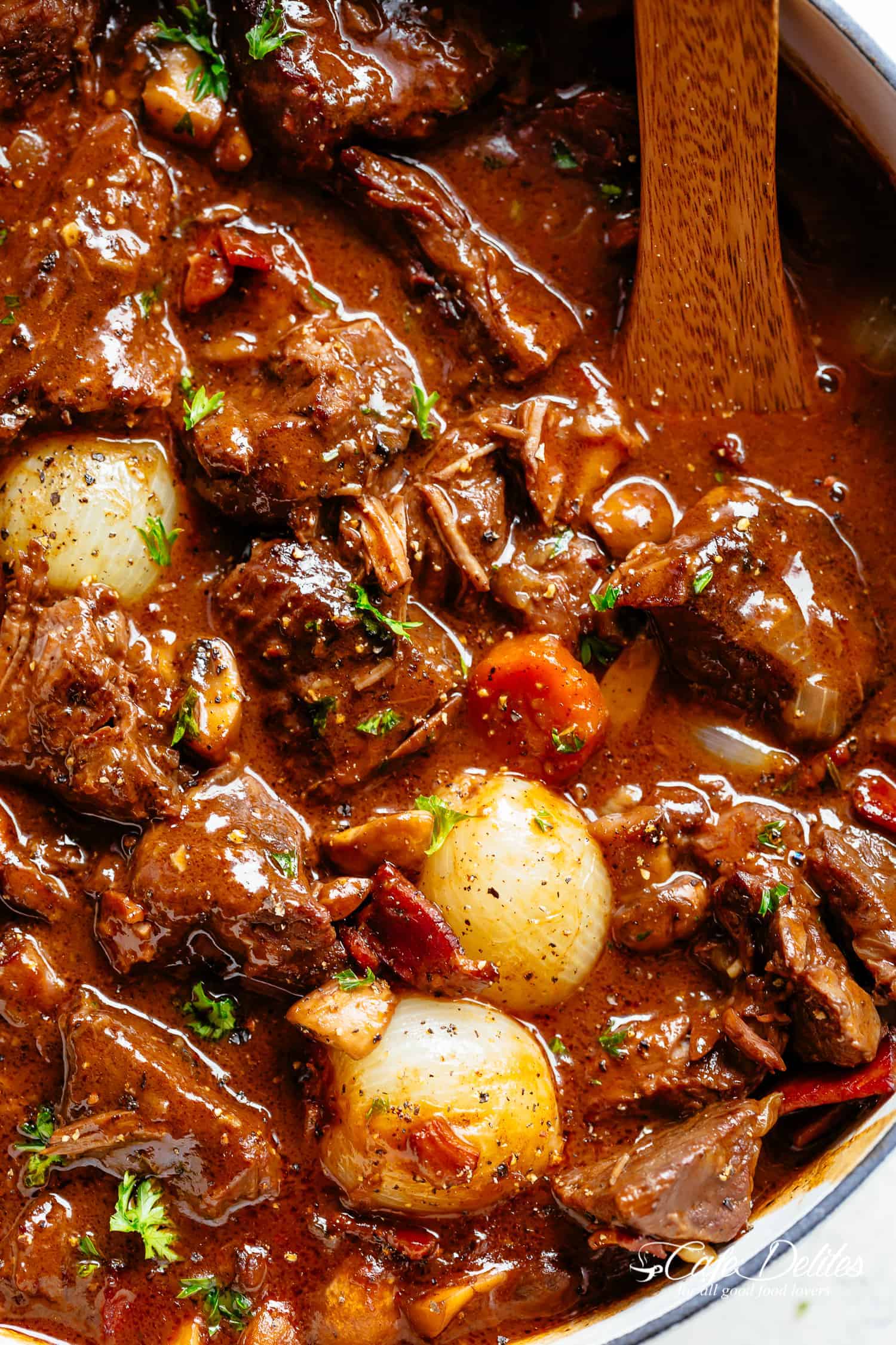 What is the best wine to cook beef bourguignon?