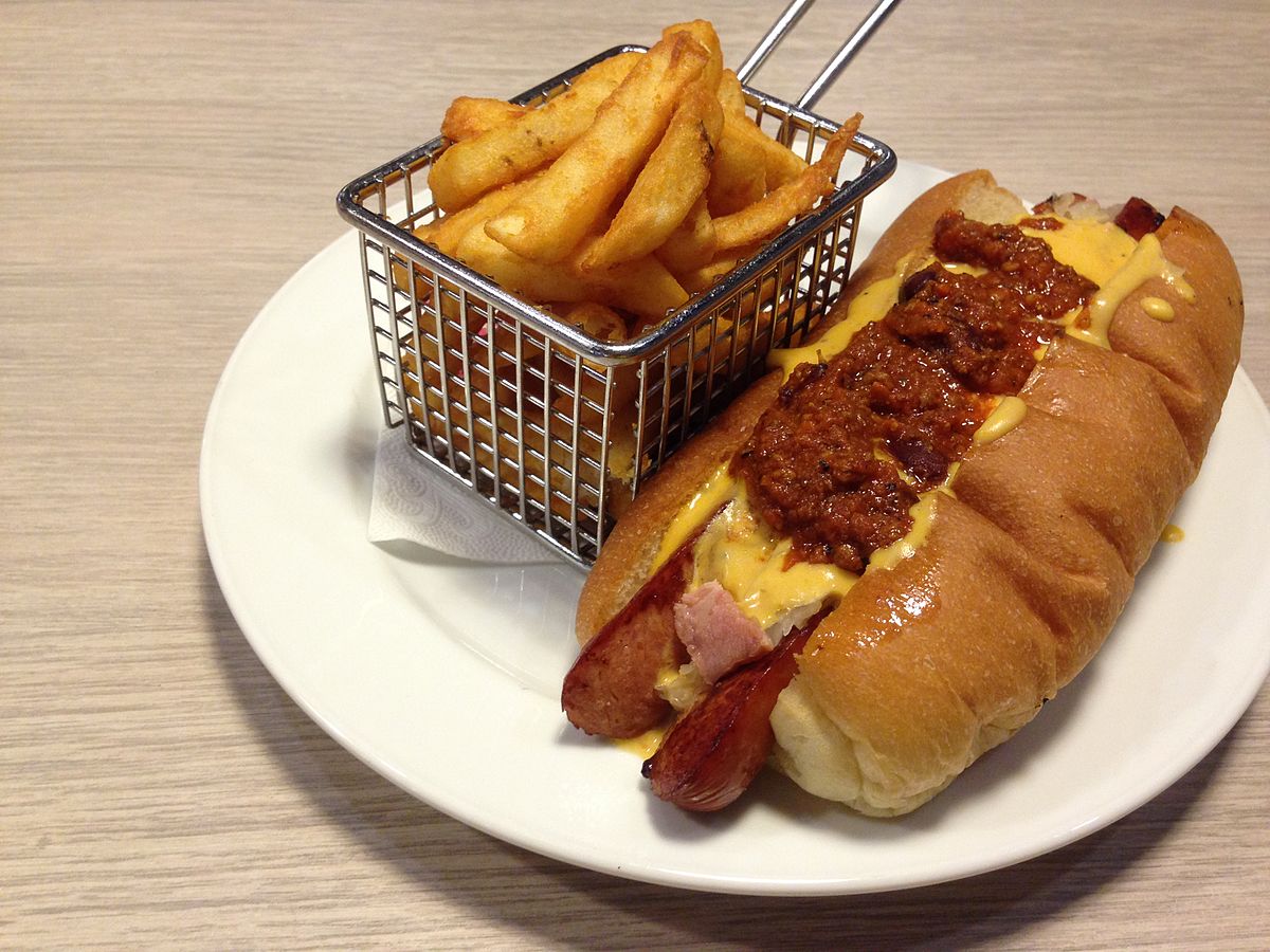 What is the difference between a hot dog and a chilli dog?