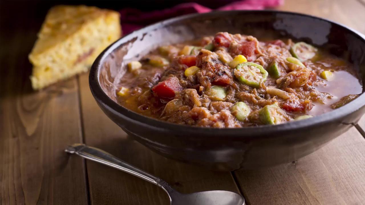 What is the difference between beef stew and Brunswick stew?