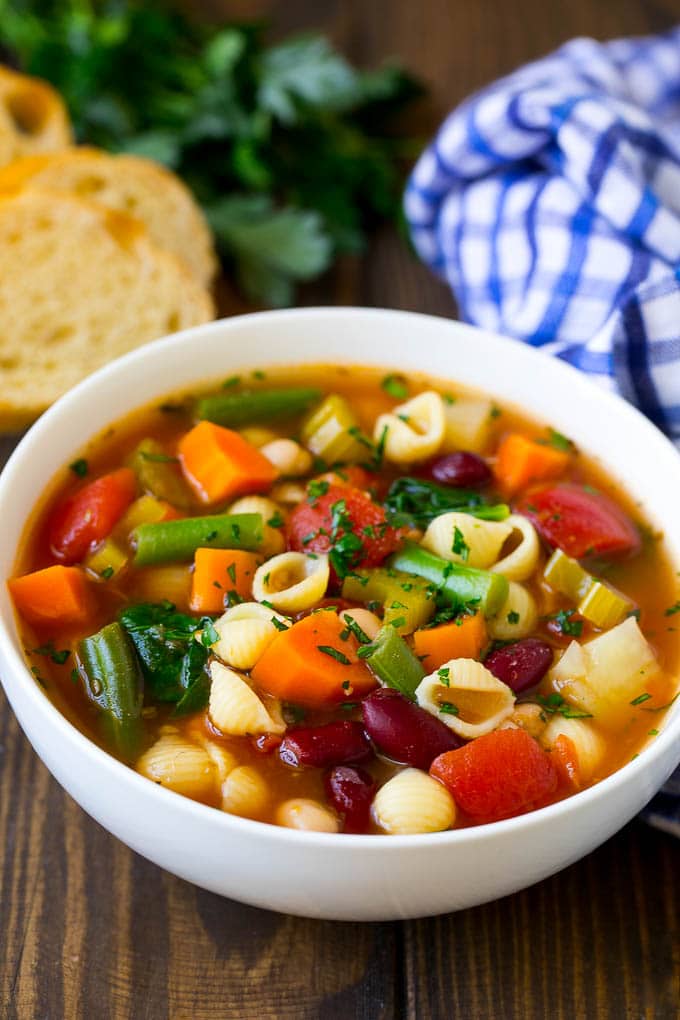What is the difference between minestrone and vegetable soup?