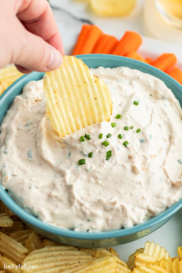 What is the difference between onion dip and French onion dip?