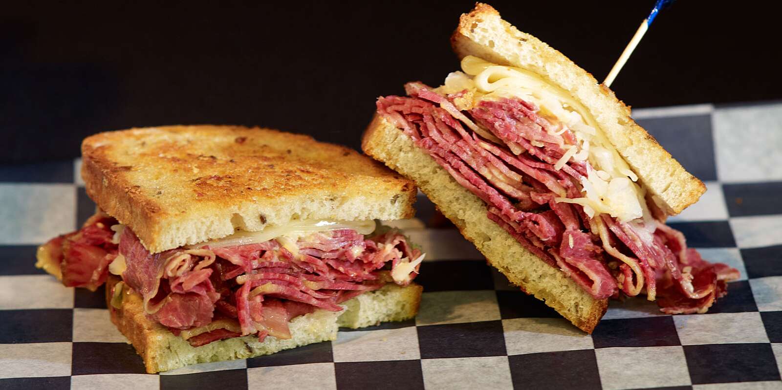 What is the difference between pastrami corned beef and Montreal smoked meat?