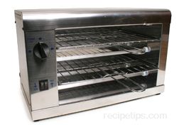 What is the difference between salamander and oven?