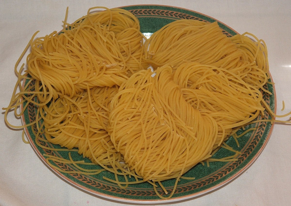 What is the difference between vermicelli and fideo?