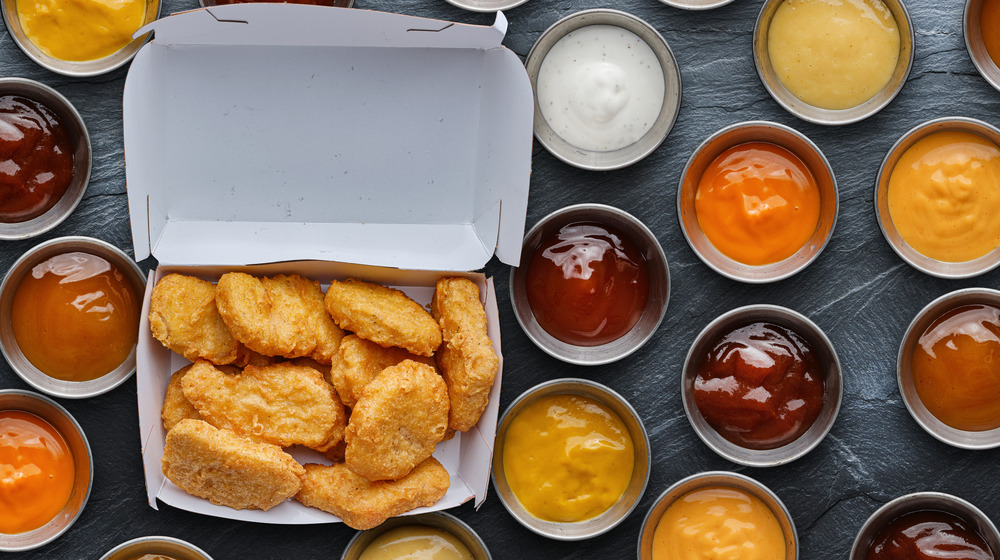 What is the most popular dipping sauce for chicken nuggets?