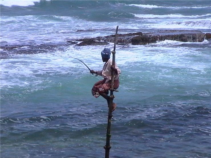 What is the oldest way of fishing?