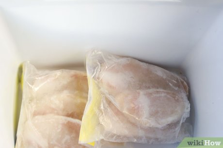 What is the proper storing method for frozen seafood?