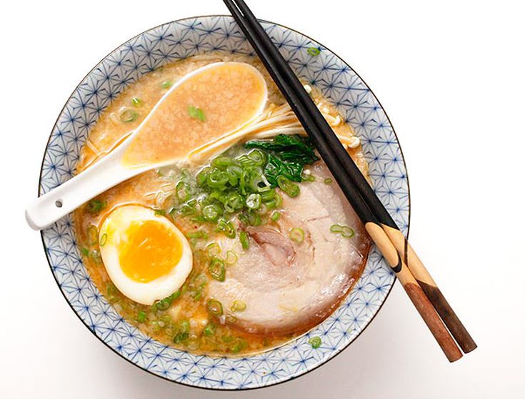 What is the traditional broth for ramen?