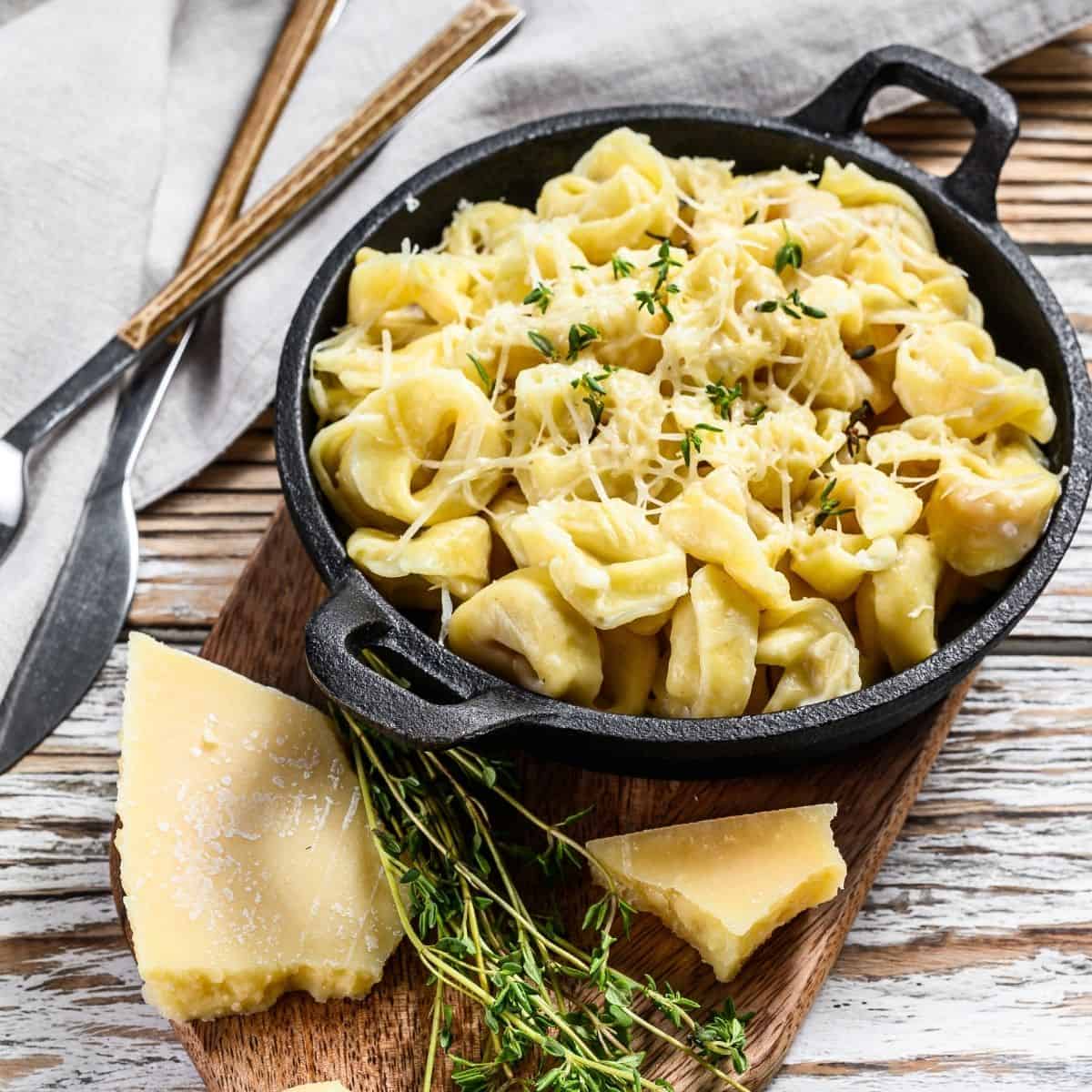 What is tortellini best served with?