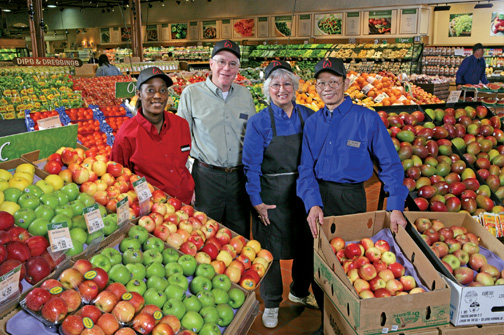 What is Wegmans competitive advantage?