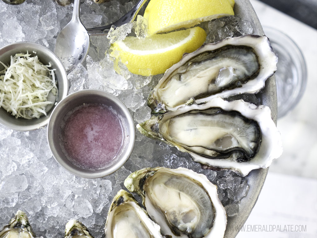 What kind of oysters are in Seattle?