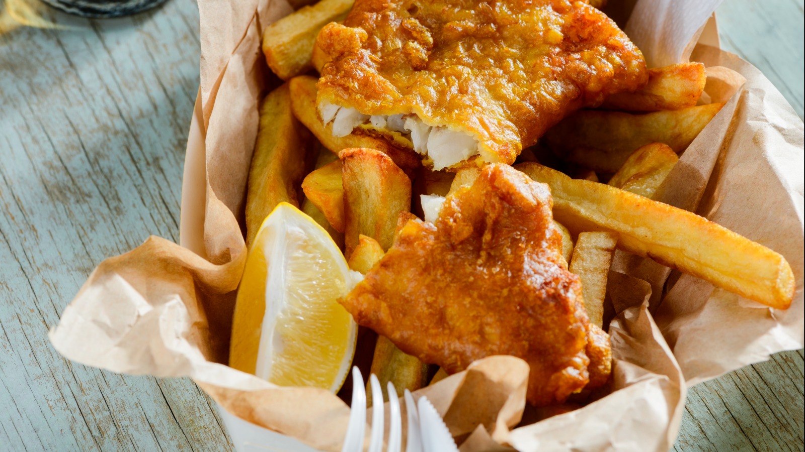 What kind of vinegar do you put on fish and chips?