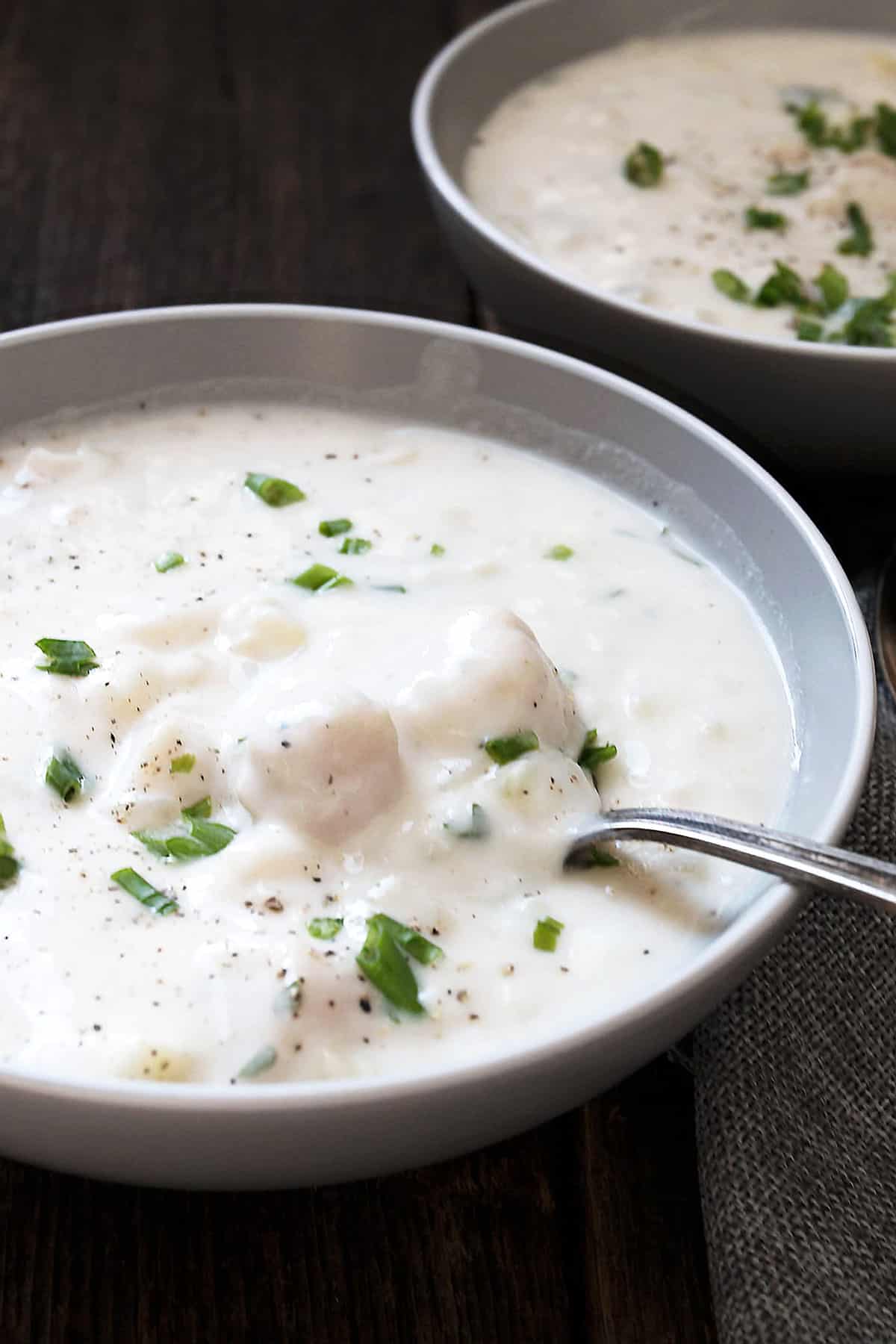 What makes a chowder thick?