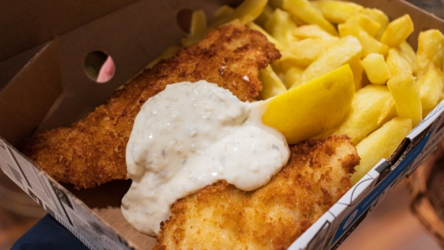 What oil do UK fish and chip shops use?