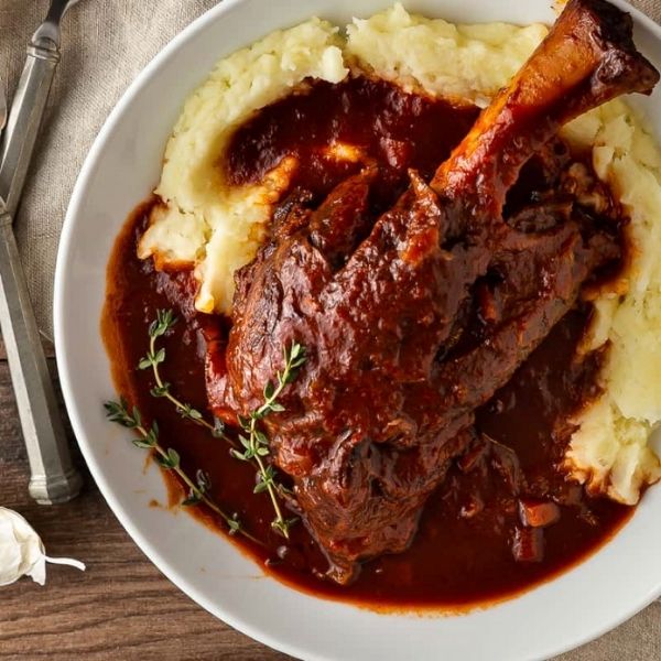 What red wine goes with lamb shanks?