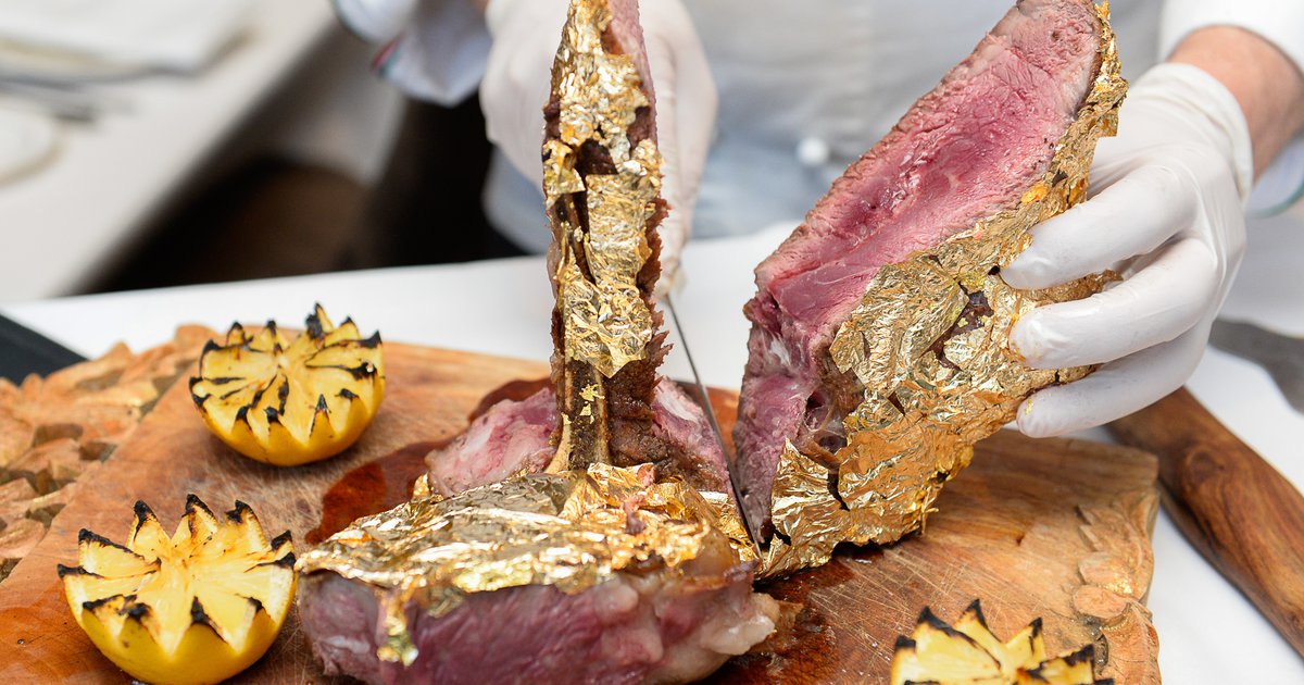 What restaurant sells the most steaks in the world?