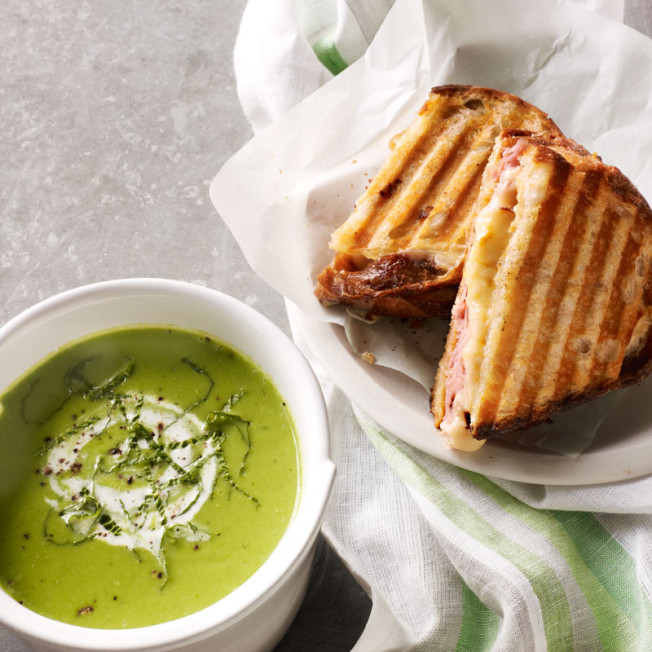 What sandwich goes with pea soup?