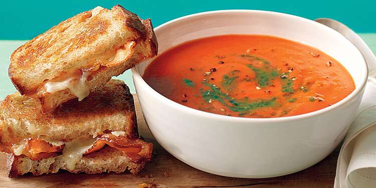What sandwiches pair well with tomato soup?