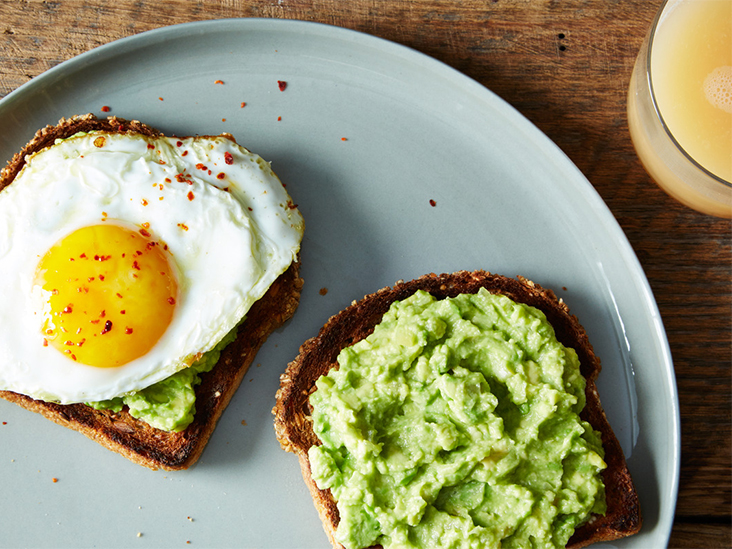 What should diabetics eat in the morning?